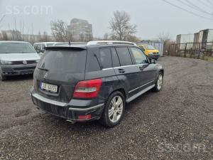 Melns Mercedes-Benz GLK 320 2008 Rīga, ar dzinēja tilpumu 3.00 L un nobraukumu 269 tūkst. km par 7490 €, foto 6 vietnē AUTOMOTO.COM.LV