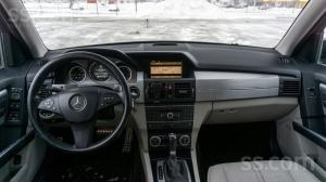 Black Mercedes-Benz GLK 320 2008 in Riga, with an engine capacity of 3.00 L and mileage of 269 thousand km for 6590 €, photo 11 on AUTOMOTO.COM.LV