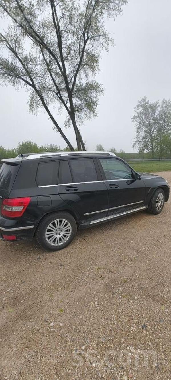 Melns Mercedes-Benz GLK 320 2008 Daugavpils, ar dzinēja tilpumu 3.00 L un nobraukumu 273 tūkst. km par 6000 €, foto 3 vietnē AUTOMOTO.COM.LV