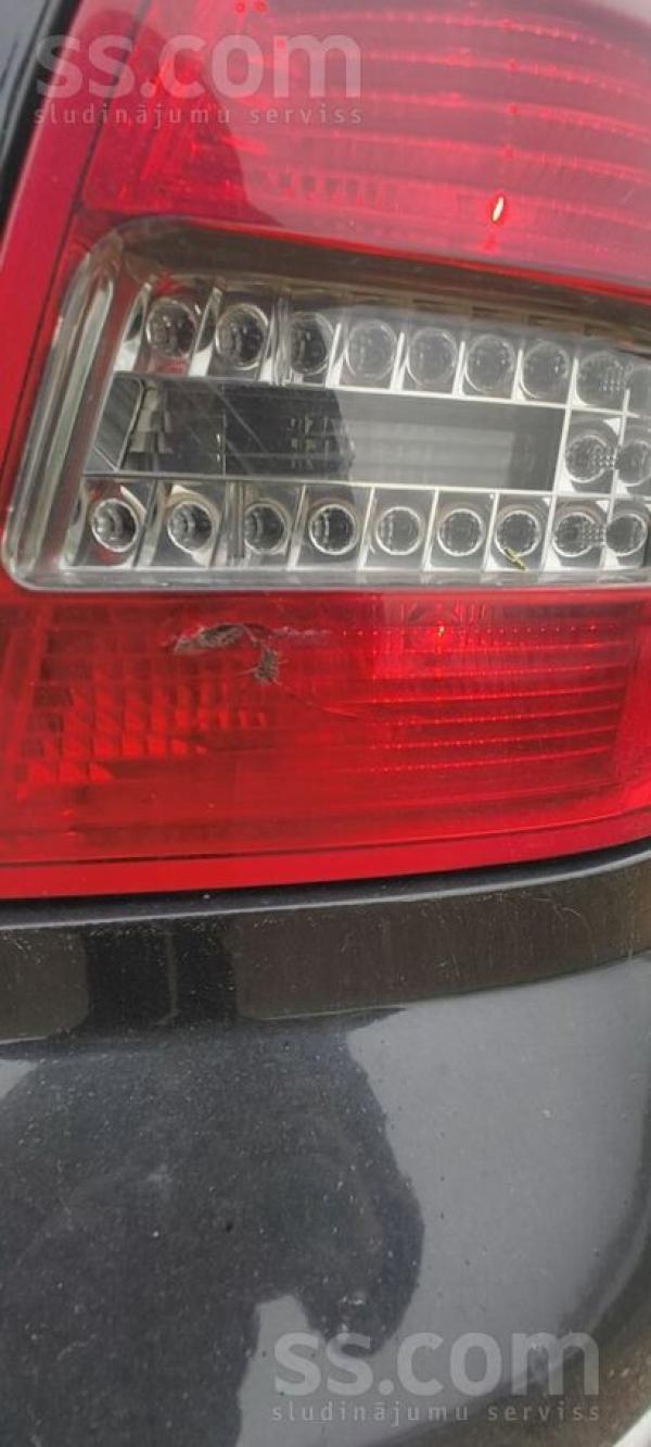 Melns Mercedes-Benz GLK 320 2008 Daugavpils, ar dzinēja tilpumu 3.00 L un nobraukumu 273 tūkst. km par 6000 €, foto 6 vietnē AUTOMOTO.COM.LV