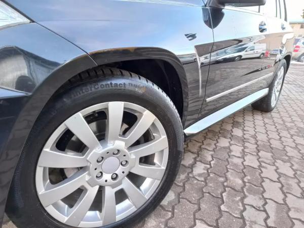 Melns Mercedes-Benz GLK 320 2008 Rīga, ar dzinēja tilpumu 3.00 L un nobraukumu 280 tūkst. km par 7690 €, foto 3 vietnē AUTOMOTO.COM.LV