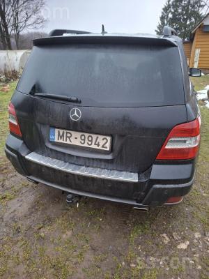 Melns Mercedes-Benz GLK 320 2009 Daugavpils, ar dzinēja tilpumu 3.00 L un nobraukumu 290 tūkst. km par 6500 €, foto 10 vietnē AUTOMOTO.COM.LV