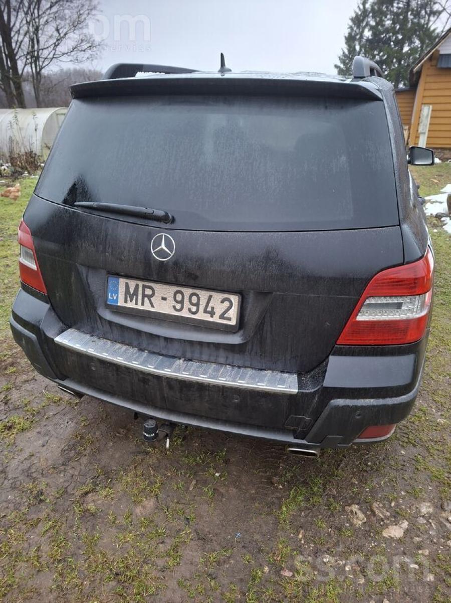Melns Mercedes-Benz GLK 320 2009 Daugavpils, ar dzinēja tilpumu 3.00 L un nobraukumu 290 tūkst. km par 6500 €, foto 10 vietnē AUTOMOTO.COM.LV