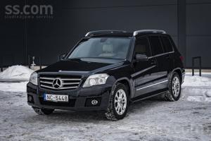 Melns Mercedes-Benz GLK 320 2009 Rīga, ar dzinēja tilpumu 3.00 L un nobraukumu 0 tūkst. km par 8500 €, foto  vietnē AUTOMOTO.COM.LV
