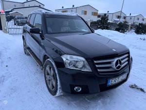 Black Mercedes-Benz GLK 320 2009 in Klaipeda, with an engine capacity of 0.00 L and mileage of 199 thousand km for 8600 €, photo  on AUTOMOTO.COM.LV