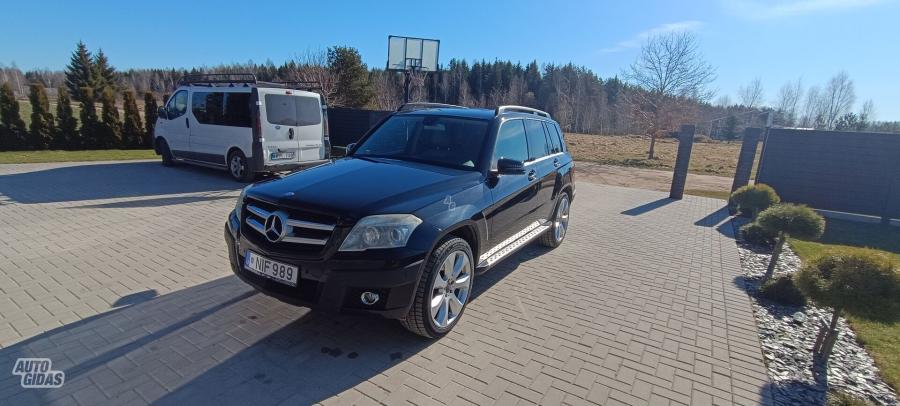Melns Mercedes-Benz GLK 320 2009 Plungė, ar dzinēja tilpumu 3.00 L un nobraukumu 292 tūkst. km par 8500 €, foto 5 vietnē AUTOMOTO.COM.LV