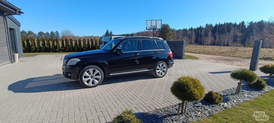 Melns Mercedes-Benz GLK 320 2009 Plungė, ar dzinēja tilpumu 3.00 L un nobraukumu 292 tūkst. km par 8500 €, foto 8 vietnē AUTOMOTO.COM.LV