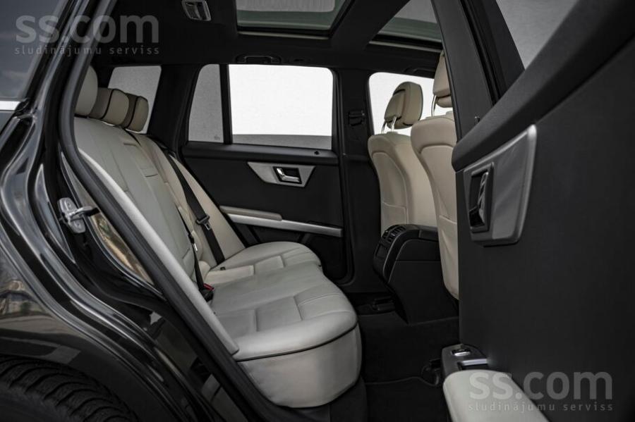 Черный Мерседес ГЛК 320 2009 в Рига, объемом двигателя 3.00 л и пробегом 0 тыс. км за 6996 €, фото 12 на AUTOMOTO.COM.LV