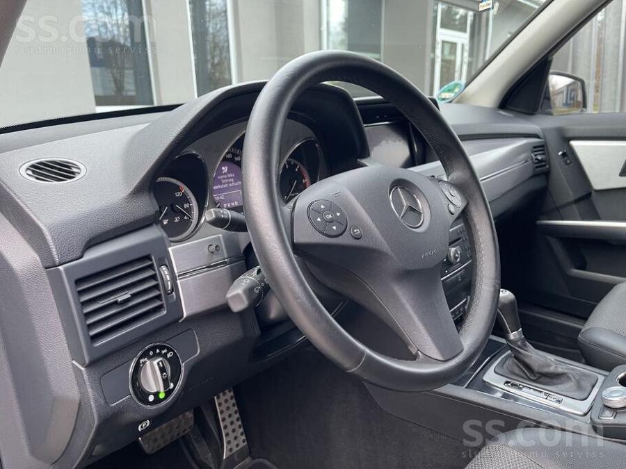 Melns Mercedes-Benz GLK 320 2009 Jūrmala, ar dzinēja tilpumu 3.00 L un nobraukumu 0 tūkst. km par 7250 €, foto 21 vietnē AUTOMOTO.COM.LV