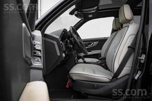 Melns Mercedes-Benz GLK 320 2009 Rīga, ar dzinēja tilpumu 3.00 L un nobraukumu 0 tūkst. km par 6996 €, foto 8 vietnē AUTOMOTO.COM.LV
