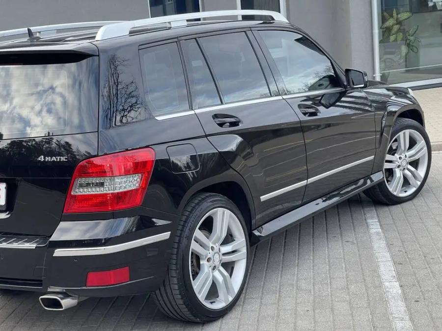 Melns Mercedes-Benz GLK 320 2009 Jūrmala, ar dzinēja tilpumu 3.00 L un nobraukumu 226 tūkst. km par 7250 €, foto 11 vietnē AUTOMOTO.COM.LV