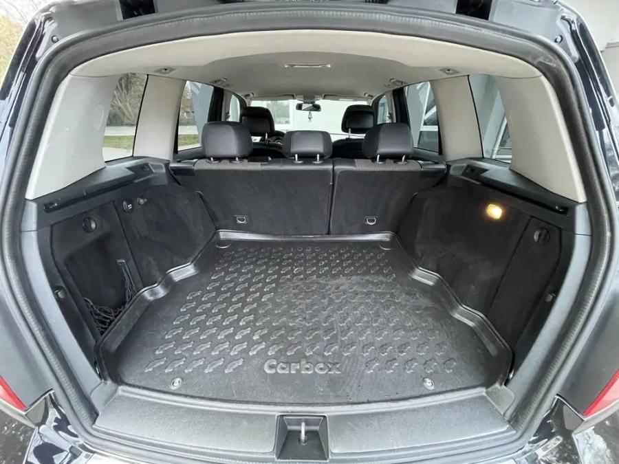 Melns Mercedes-Benz GLK 320 2009 Jūrmala, ar dzinēja tilpumu 3.00 L un nobraukumu 226 tūkst. km par 7250 €, foto 24 vietnē AUTOMOTO.COM.LV