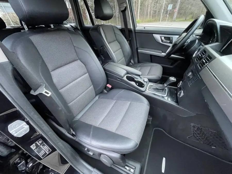 Melns Mercedes-Benz GLK 320 2009 Jūrmala, ar dzinēja tilpumu 3.00 L un nobraukumu 226 tūkst. km par 7250 €, foto 30 vietnē AUTOMOTO.COM.LV