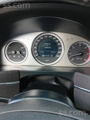 Melns Mercedes-Benz GLK 320 2009 Rīga, ar dzinēja tilpumu 3.00 L un nobraukumu 287 tūkst. km par 6200 €, foto 8 vietnē AUTOMOTO.COM.LV