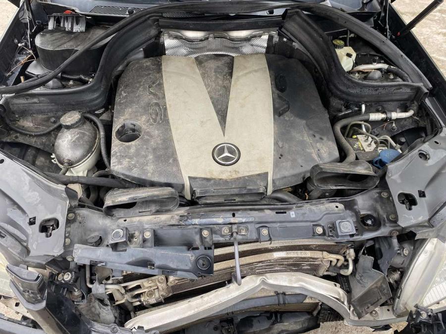 Black Mercedes-Benz GLK 320 2009 in Taurage, with an engine capacity of 2.99 L and mileage of 210 thousand km for 3900 €, photo 21 on AUTOMOTO.COM.LV