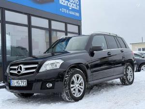 Melns Mercedes-Benz GLK 320 2010 Viļņa, ar dzinēja tilpumu 3.00 L un nobraukumu 215 tūkst. km par 7950 €, foto  vietnē AUTOMOTO.COM.LV