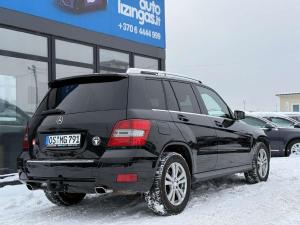 Black Mercedes-Benz GLK 320 2010 in Vilnius, with an engine capacity of 3.00 L and mileage of 215 thousand km for 5000 €, photo 4 on AUTOMOTO.COM.LV