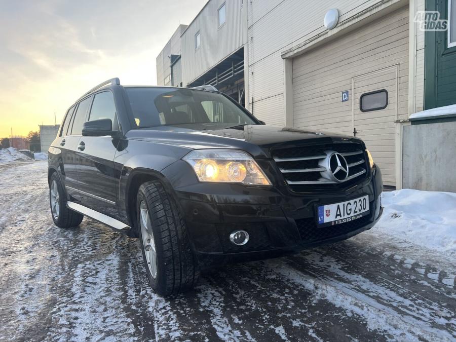 Mercedes-Benz GLK 320 2009 in Trakai, with an engine capacity of 33.00 L and mileage of 253 thousand km for 7800 €, photo 1 on AUTOMOTO.COM.LV