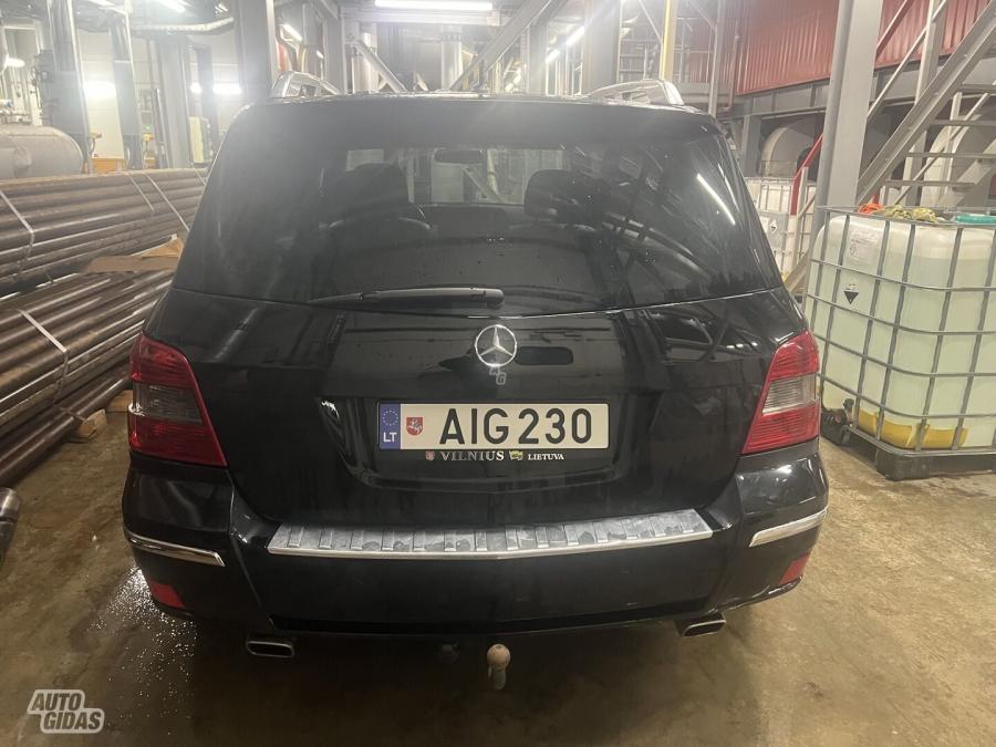 Mercedes-Benz GLK 320 2009 in Trakai, with an engine capacity of 33.00 L and mileage of 253 thousand km for 7800 €, photo 11 on AUTOMOTO.COM.LV