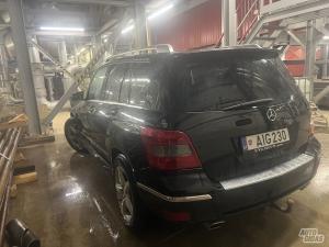 Mercedes-Benz GLK 320 2009 in Trakai, with an engine capacity of 33.00 L and mileage of 253 thousand km for 7800 €, photo 12 on AUTOMOTO.COM.LV
