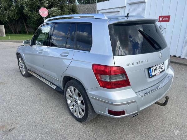 Grey Mercedes-Benz GLK 320 2008 in Kaunas, with an engine capacity of 2.99 L and mileage of 385 thousand km for 4999 €, photo 5 on AUTOMOTO.COM.LV
