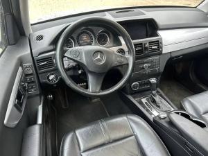 Grey Mercedes-Benz GLK 320 2008 in Grobiņa, with an engine capacity of 3.00 L and mileage of 390 thousand km for 6000 €, photo 13 on AUTOMOTO.COM.LV