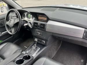 Grey Mercedes-Benz GLK 320 2009 in Vilnius, with an engine capacity of 2.99 L and mileage of 360 thousand km for 5400 €, photo 13 on AUTOMOTO.COM.LV