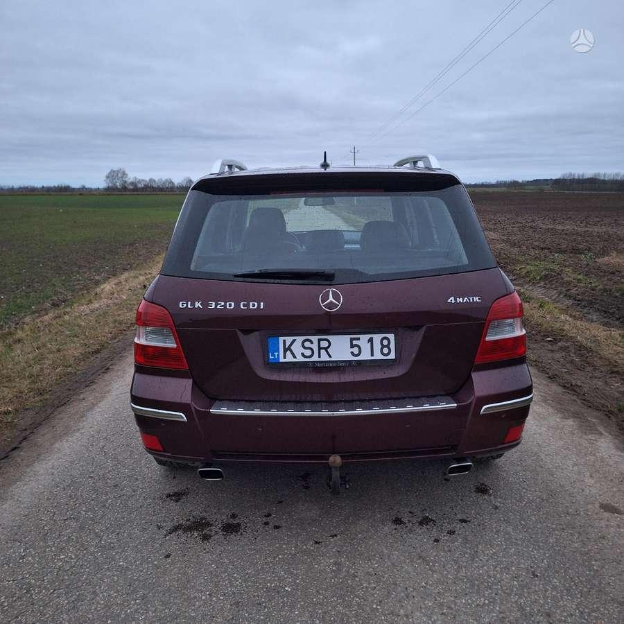 Red Mercedes-Benz GLK 320 2008 in Marijampole, with an engine capacity of 2.99 L and mileage of 244 thousand km for 5850 €, photo 3 on AUTOMOTO.COM.LV