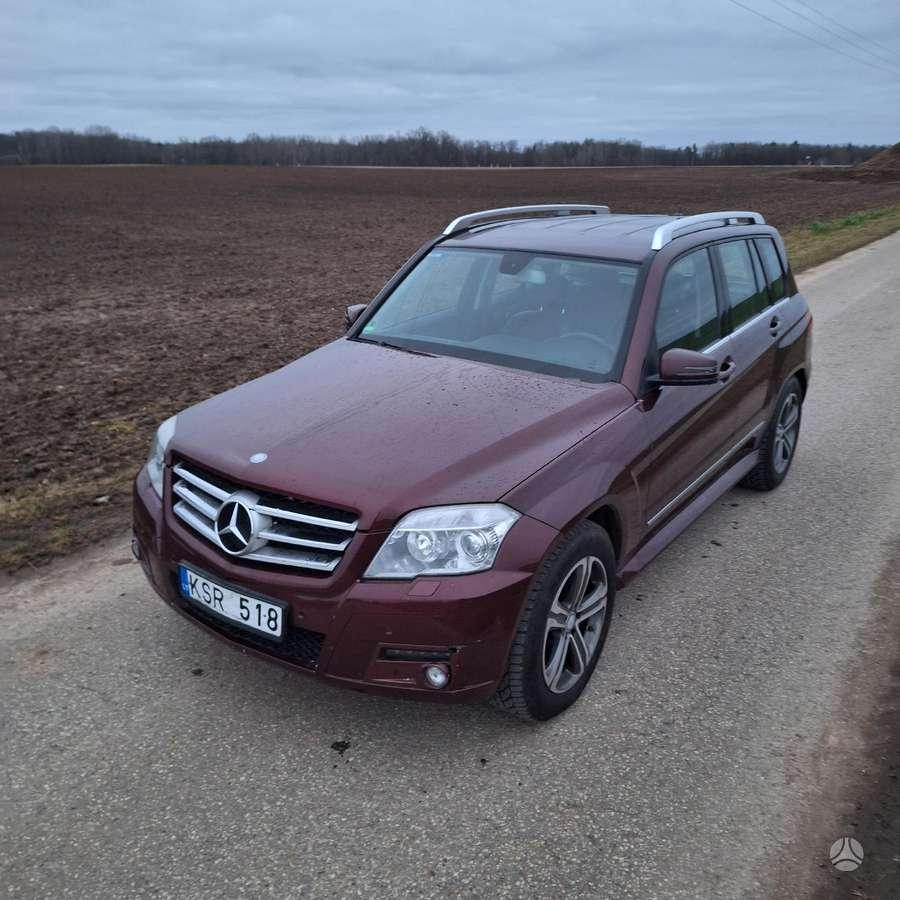 Sarkans Mercedes-Benz GLK 320 2008 Marijampole, ar dzinēja tilpumu 2.99 L un nobraukumu 244 tūkst. km par 5700 €, foto 4 vietnē AUTOMOTO.COM.LV