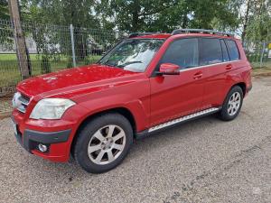 Red Mercedes-Benz GLK 320 2008 in Marijampole, with an engine capacity of 3.00 L and mileage of 215 thousand km for 4550 €, photo  on AUTOMOTO.COM.LV