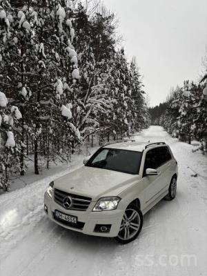 Balts Mercedes-Benz GLK 320 2008 Daugavpils, ar dzinēja tilpumu 3.00 L un nobraukumu 193 tūkst. km par 7200 €, foto 4 vietnē AUTOMOTO.COM.LV