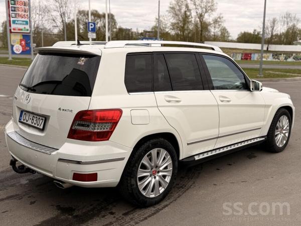 Белый Мерседес ГЛК 320 2008 в Даугавпилс, объемом двигателя 3.00 л и пробегом 0 тыс. км за 6500 €, фото 6 на AUTOMOTO.COM.LV