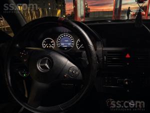 Белый Мерседес ГЛК 320 2008 в Рига, объемом двигателя 3.00 л и пробегом 0 тыс. км за 8950 €, фото 13 на AUTOMOTO.COM.LV