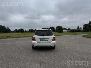 Белый Мерседес ГЛК 320 2009 в Цесис, объемом двигателя 3.00 л и пробегом 0 тыс. км за 8900 €, фото 6 на AUTOMOTO.COM.LV