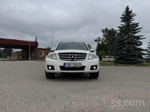 Белый Мерседес ГЛК 320 2009 в Цесис, объемом двигателя 3.00 л и пробегом 0 тыс. км за 8900 €, фото 11 на AUTOMOTO.COM.LV
