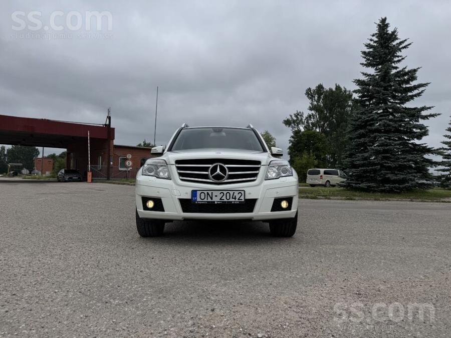 Белый Мерседес ГЛК 320 2009 в Цесис, объемом двигателя 3.00 л и пробегом 0 тыс. км за 8900 €, фото 11 на AUTOMOTO.COM.LV