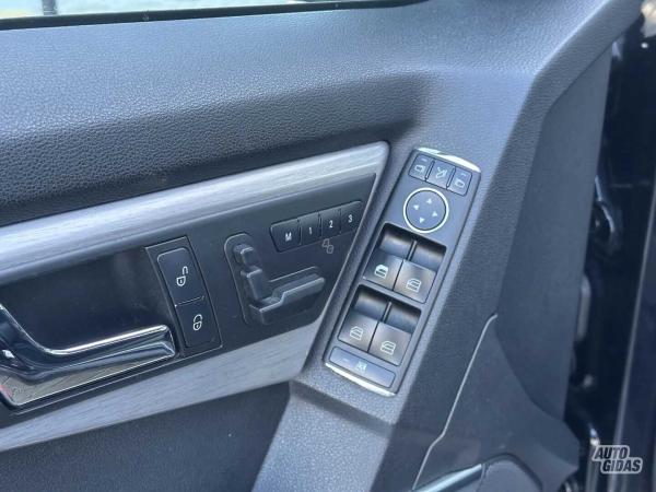 Melns Mercedes-Benz GLK 350 2009 Viļņa, ar dzinēja tilpumu 3.00 L un nobraukumu 325 tūkst. km par 5800 €, foto 8 vietnē AUTOMOTO.COM.LV