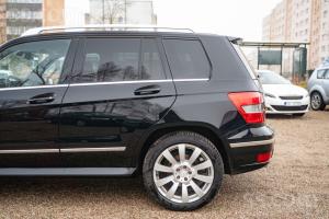 Black Mercedes-Benz GLK 350 2009 in Liepaja, with an engine capacity of 3.00 L and mileage of 253 thousand km for 8900 €, photo 12 on AUTOMOTO.COM.LV