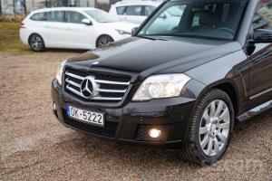 Black Mercedes-Benz GLK 350 2009 in Liepaja, with an engine capacity of 3.00 L and mileage of 253 thousand km for 8900 €, photo 16 on AUTOMOTO.COM.LV