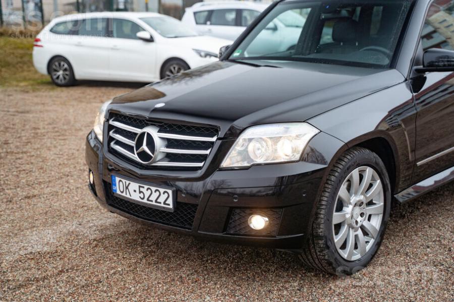 Black Mercedes-Benz GLK 350 2009 in Liepaja, with an engine capacity of 3.00 L and mileage of 253 thousand km for 8900 €, photo 16 on AUTOMOTO.COM.LV