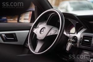 Black Mercedes-Benz GLK 350 2009 in Liepaja, with an engine capacity of 3.00 L and mileage of 253 thousand km for 8900 €, photo 29 on AUTOMOTO.COM.LV