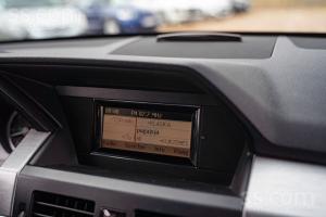 Black Mercedes-Benz GLK 350 2009 in Liepaja, with an engine capacity of 3.00 L and mileage of 253 thousand km for 8900 €, photo 31 on AUTOMOTO.COM.LV