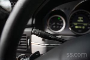 Black Mercedes-Benz GLK 350 2009 in Liepaja, with an engine capacity of 3.00 L and mileage of 253 thousand km for 8900 €, photo 35 on AUTOMOTO.COM.LV