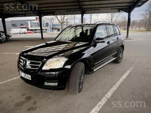 Melns Mercedes-Benz GLK 350 2009 Rīga, ar dzinēja tilpumu 3.00 L un nobraukumu 147 tūkst. km par 9200 €, foto  vietnē AUTOMOTO.COM.LV