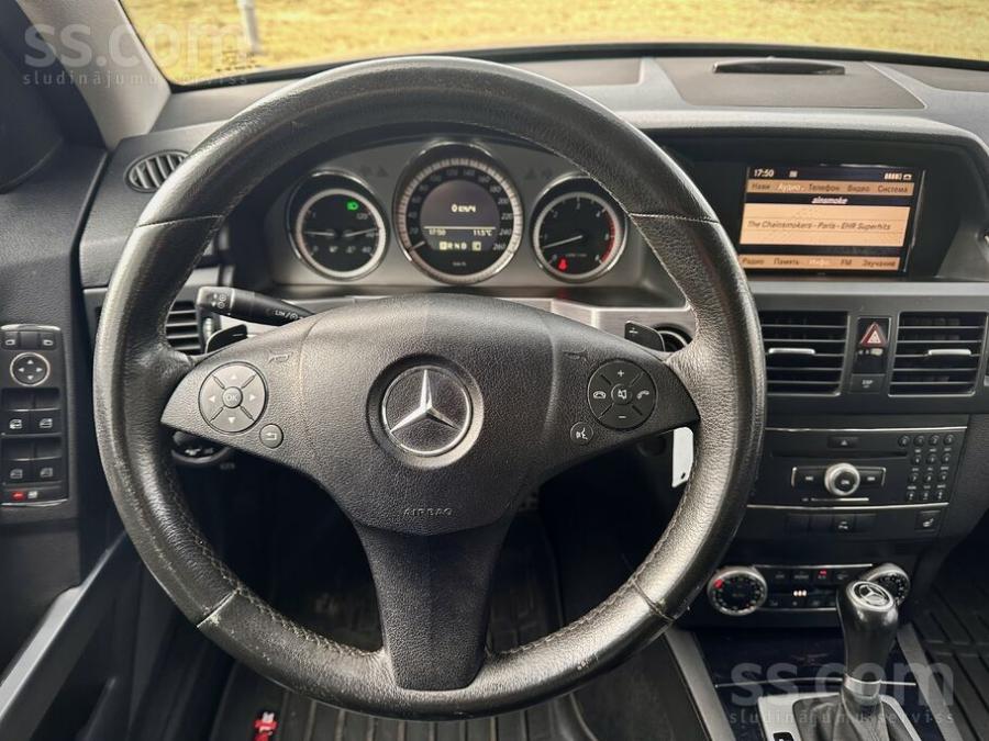 Melns Mercedes-Benz GLK 350 2009 Rīga, ar dzinēja tilpumu 3.00 L un nobraukumu 147 tūkst. km par 9200 €, foto 9 vietnē AUTOMOTO.COM.LV