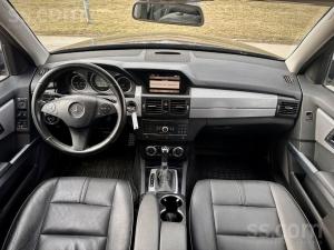 Melns Mercedes-Benz GLK 350 2009 Rīga, ar dzinēja tilpumu 3.00 L un nobraukumu 147 tūkst. km par 9200 €, foto 10 vietnē AUTOMOTO.COM.LV
