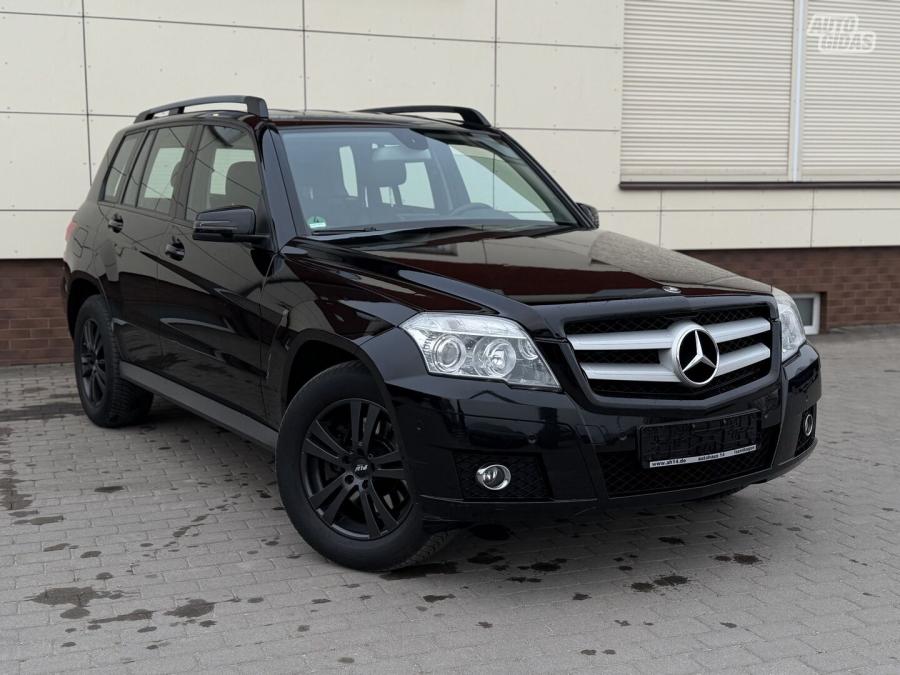 Melns Mercedes-Benz GLK 350 2009 Kretinga, ar dzinēja tilpumu 3.00 L un nobraukumu 220 tūkst. km par 7600 €, foto 1 vietnē AUTOMOTO.COM.LV