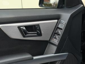 Melns Mercedes-Benz GLK 350 2009 Kretinga, ar dzinēja tilpumu 3.00 L un nobraukumu 220 tūkst. km par 7600 €, foto 22 vietnē AUTOMOTO.COM.LV