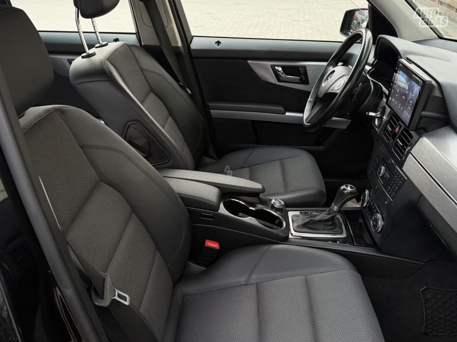 Melns Mercedes-Benz GLK 350 2009 Kretinga, ar dzinēja tilpumu 3.00 L un nobraukumu 220 tūkst. km par 7600 €, foto 24 vietnē AUTOMOTO.COM.LV