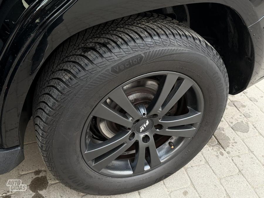 Melns Mercedes-Benz GLK 350 2009 Kretinga, ar dzinēja tilpumu 3.00 L un nobraukumu 220 tūkst. km par 7600 €, foto 26 vietnē AUTOMOTO.COM.LV